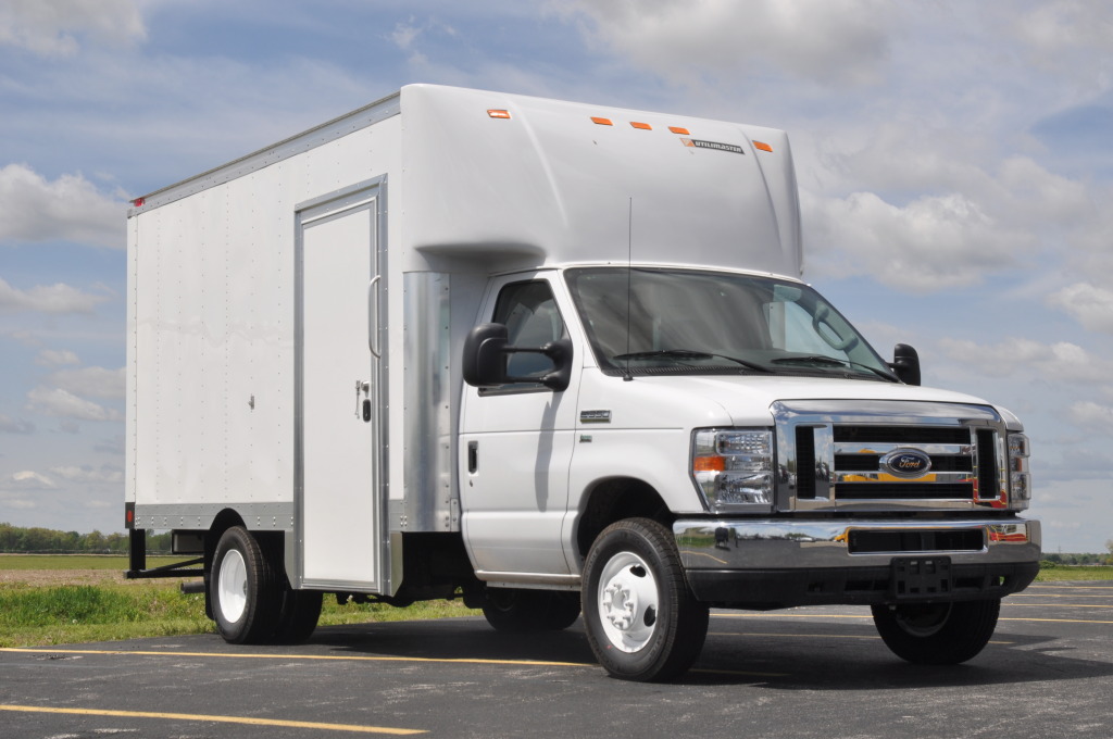 Ford E-450 Utilimaster 14' Cutaway | FedEx Trucks and Vans for Sale ...